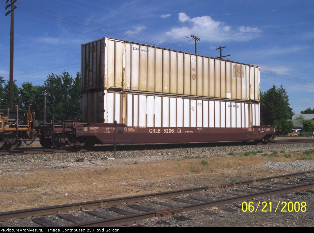 CRLE 5206 on UP double stack train